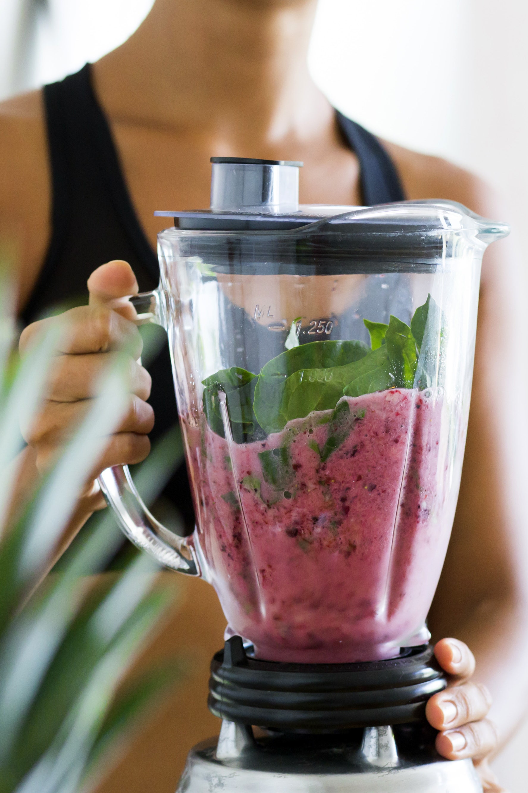 5 nourishing superfood smoothies that are perfect meals for when you're ...